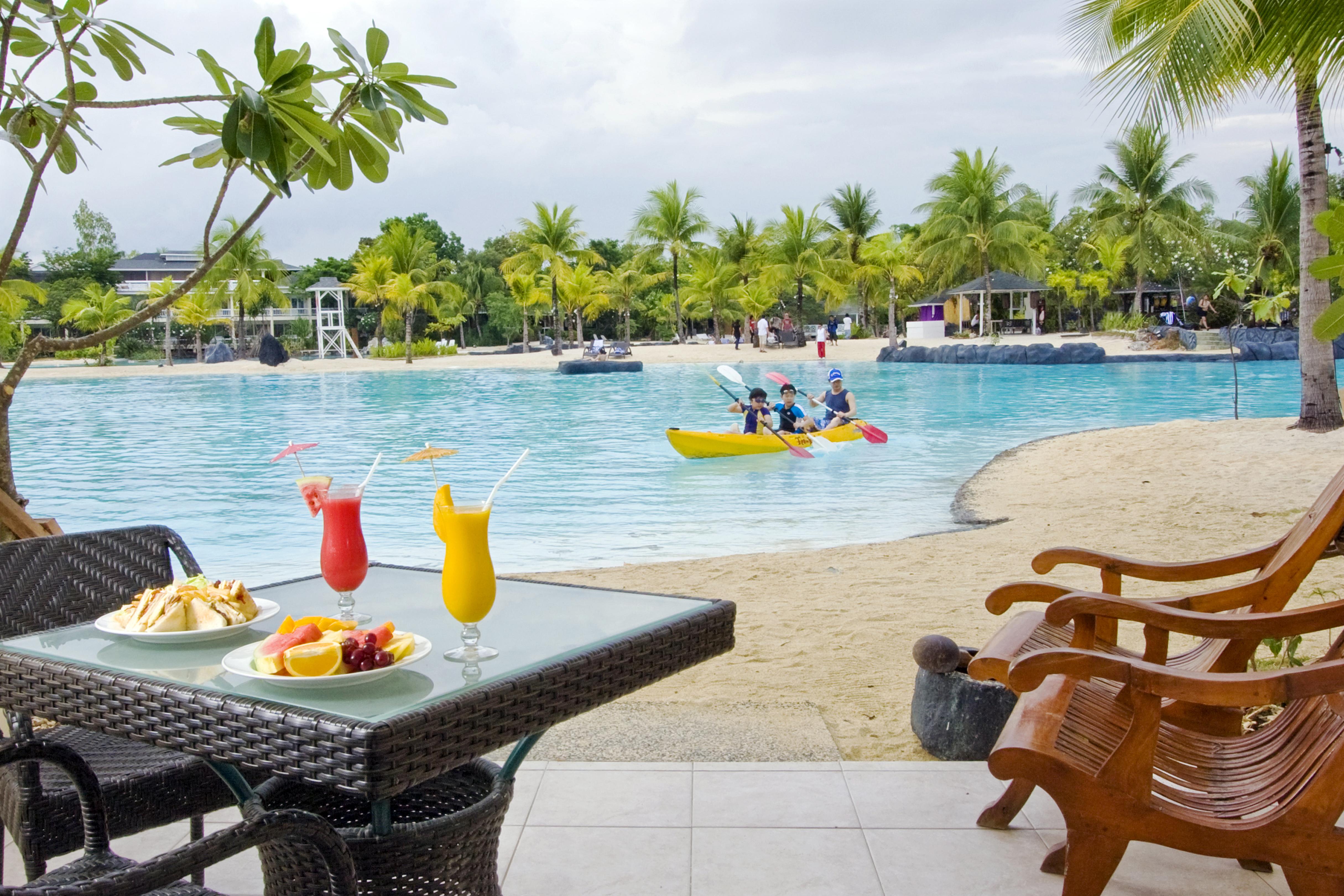 PLANTATION BAY A REAL RESORT WITH A REAL SPA, LAPU-LAPU CITY
